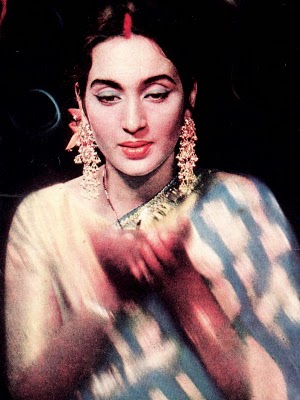 Hot Indian Actress — Retro Indian Actress Nutan rare photos