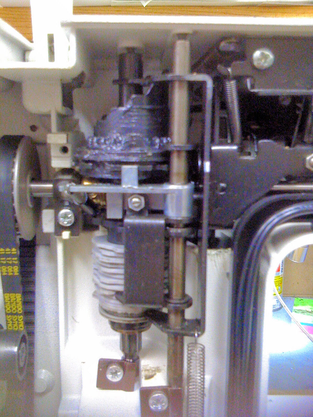 Sewing Machine Repair: Viking 620 Repair