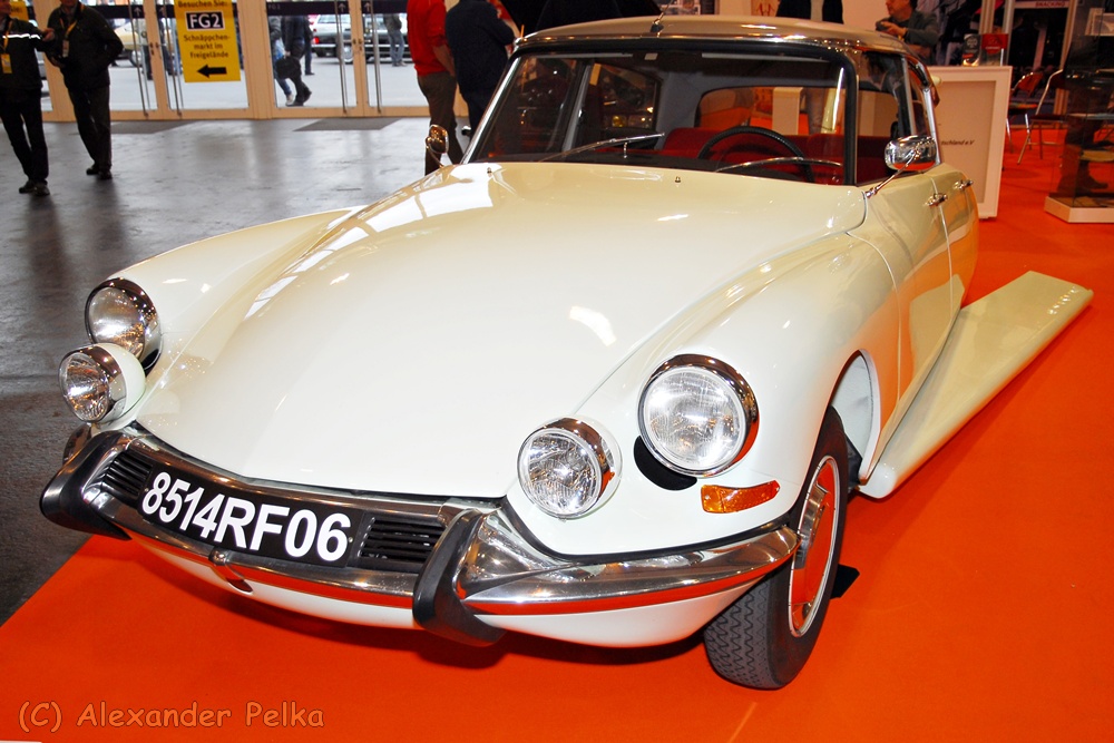 Onkel Pelles Bilderbuch: Auto des Tages Teil 1121 - Citroën DS "Fantomas"