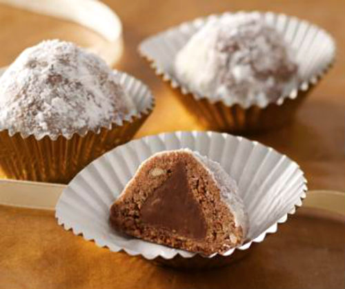 One Perfect Bite: Chocolate Snowball Kisses