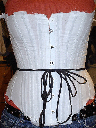 Paigeedd!: My First Corset (Black Mid-bust)