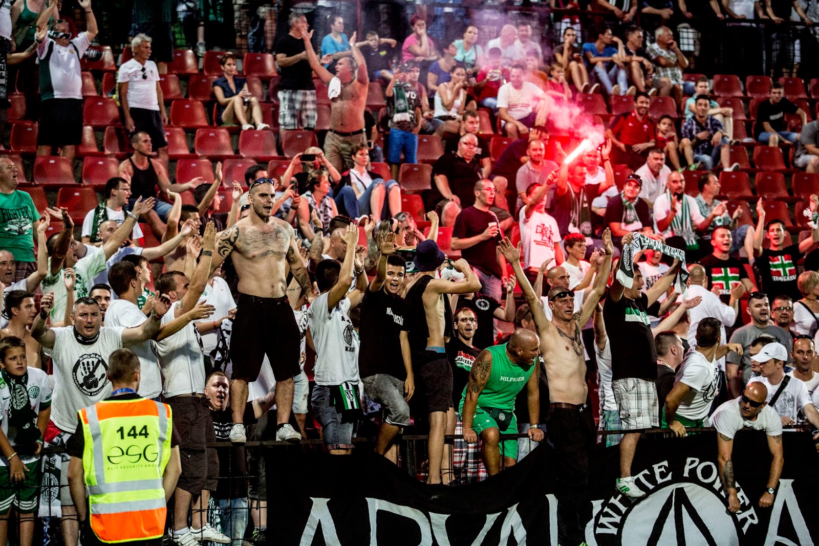 Pécs - Ferencváros II. 2016.09.11. - Hungarian Ultras