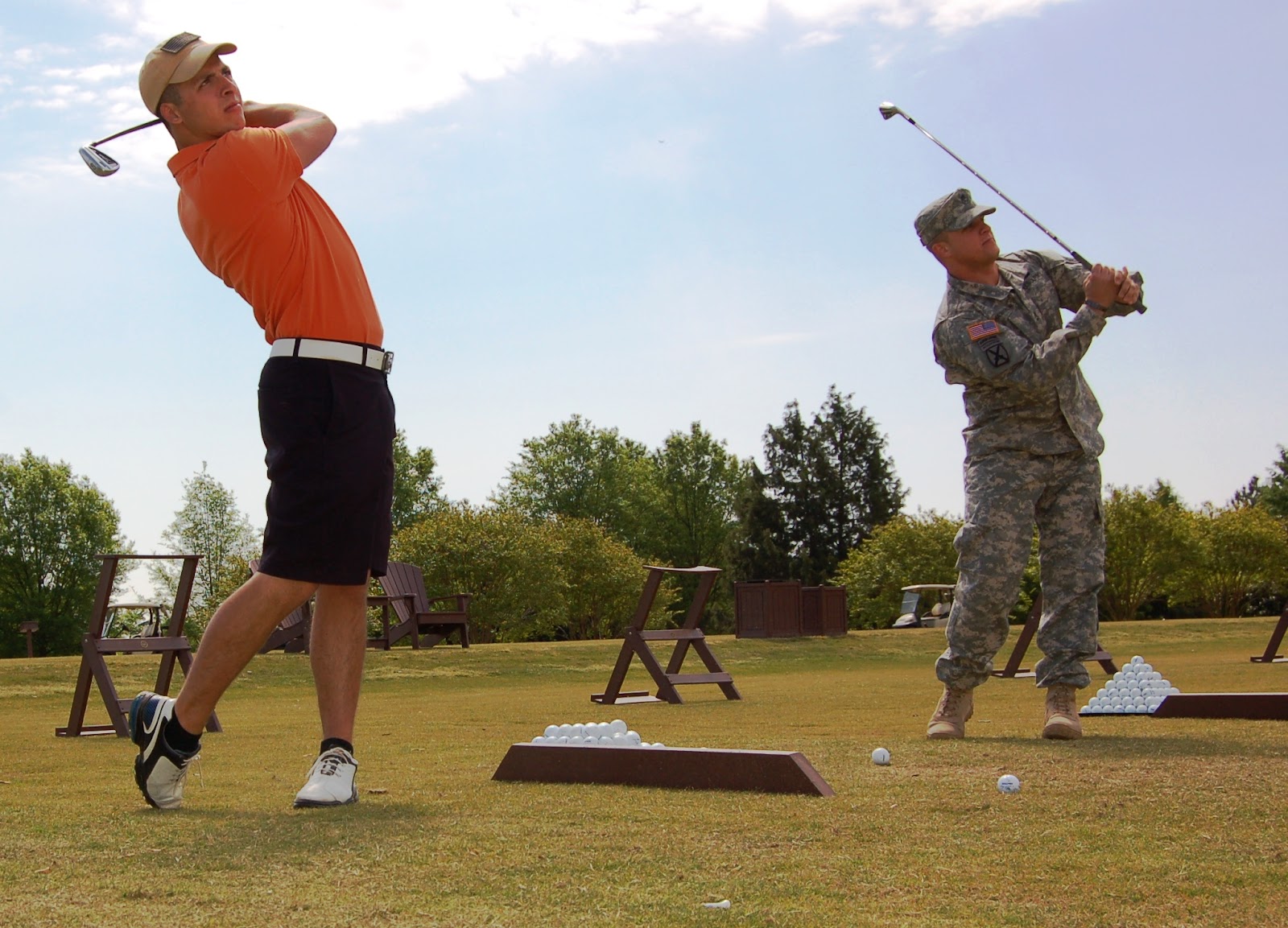 U.S. Army Raleigh Recruiting Battalion: Avid golfer joins Army