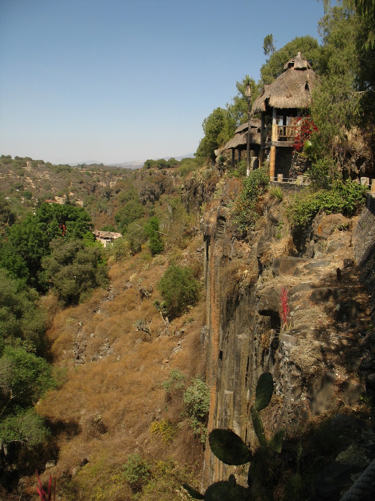 Exquisite Sorts: Basalt, Chicken, & More Pastes