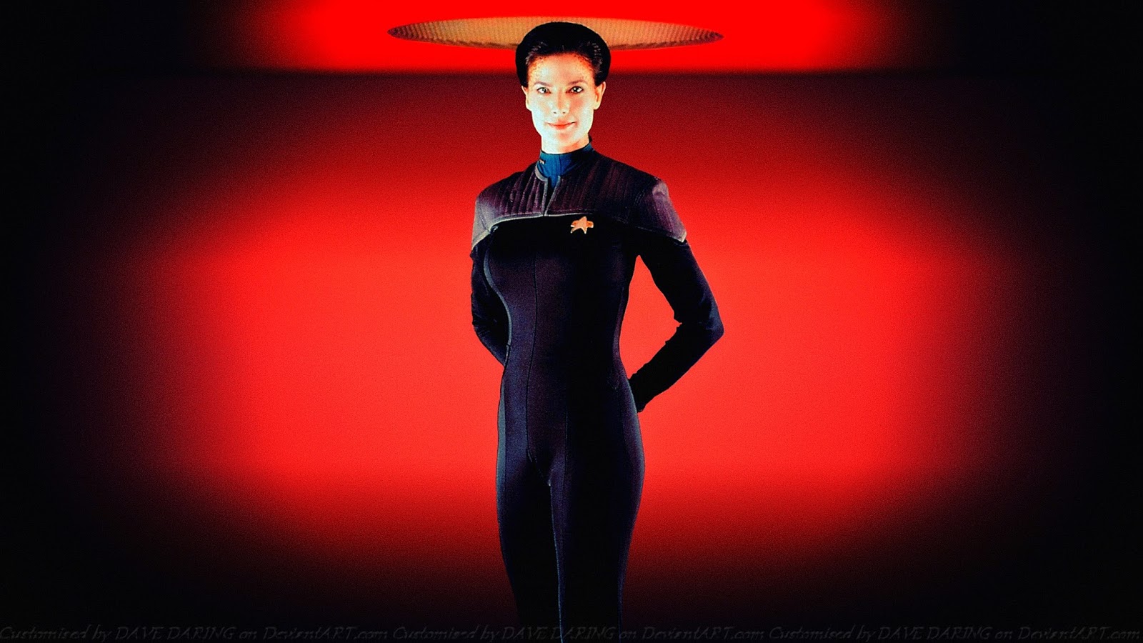 Gerardo: Happy Birthday to Terry Farrell!