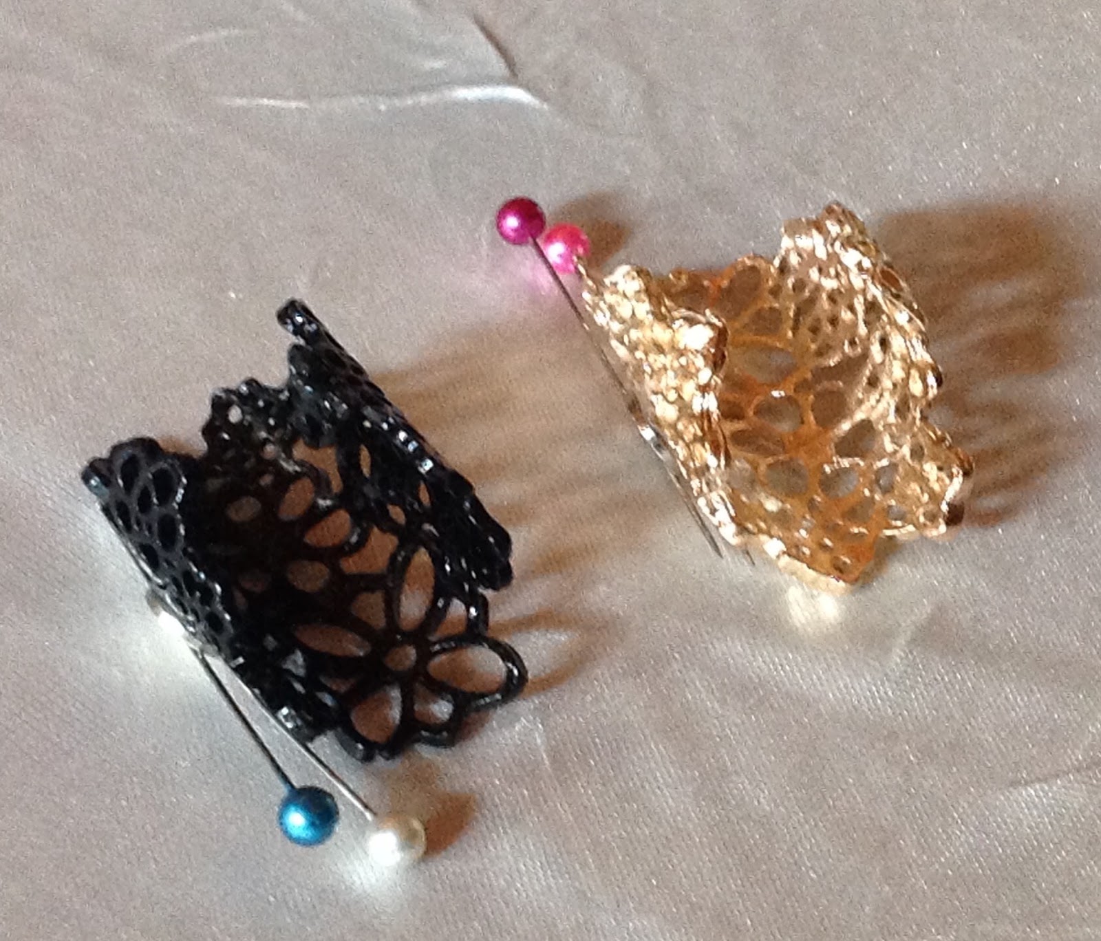 Quiltessa: Patchwork palette: Magnetic ring pin holders and pin pickers ...