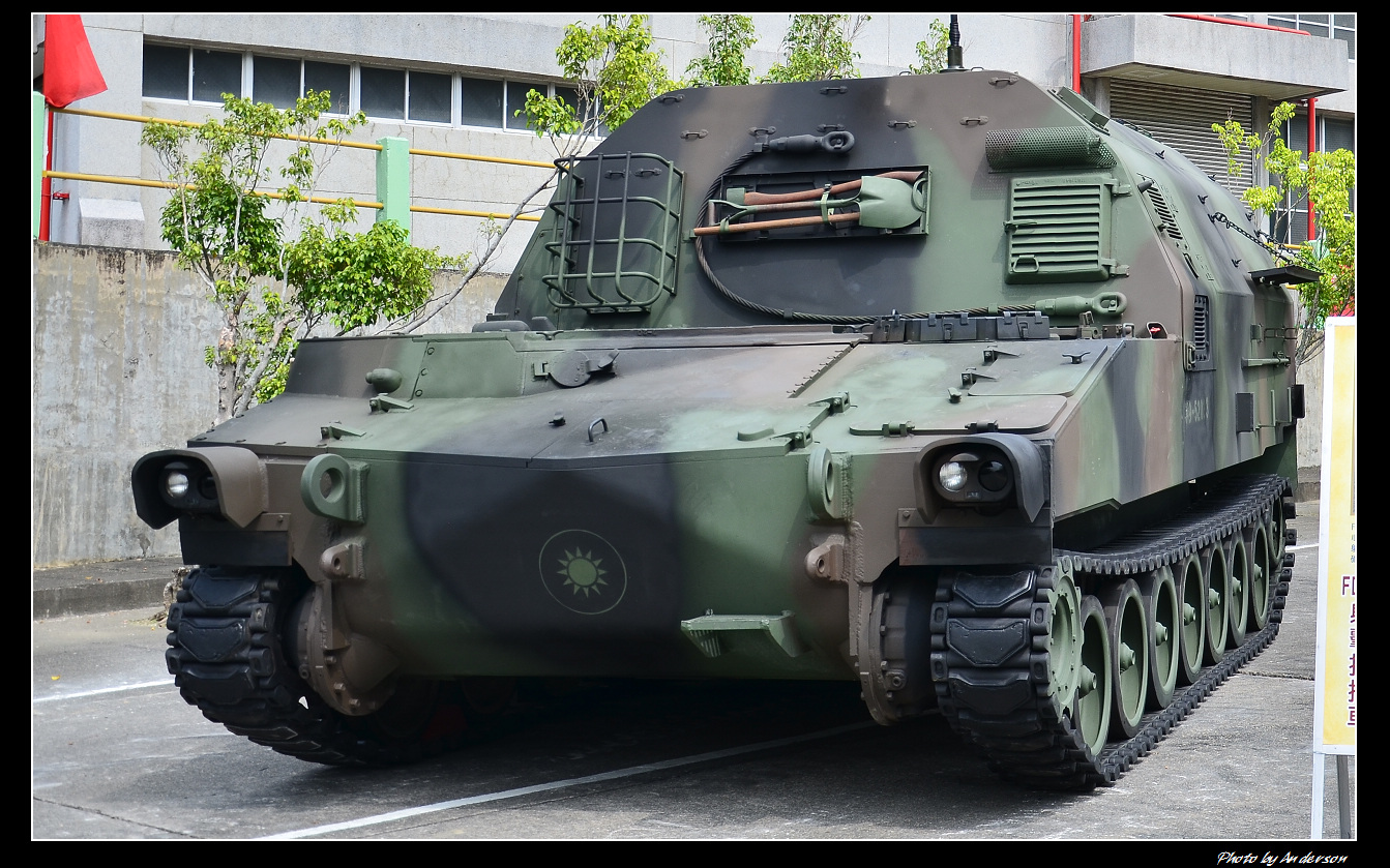 Anderson's Airdrome: 2012.10.13 陸軍集集兵整中心開放