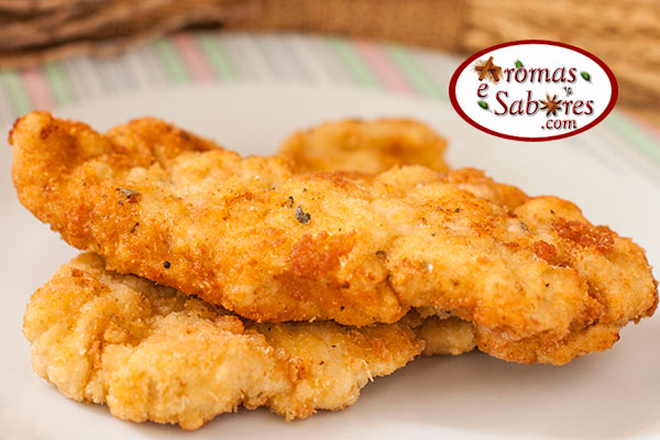 Aromas e Sabores: Receita de filé de frango à milanesa