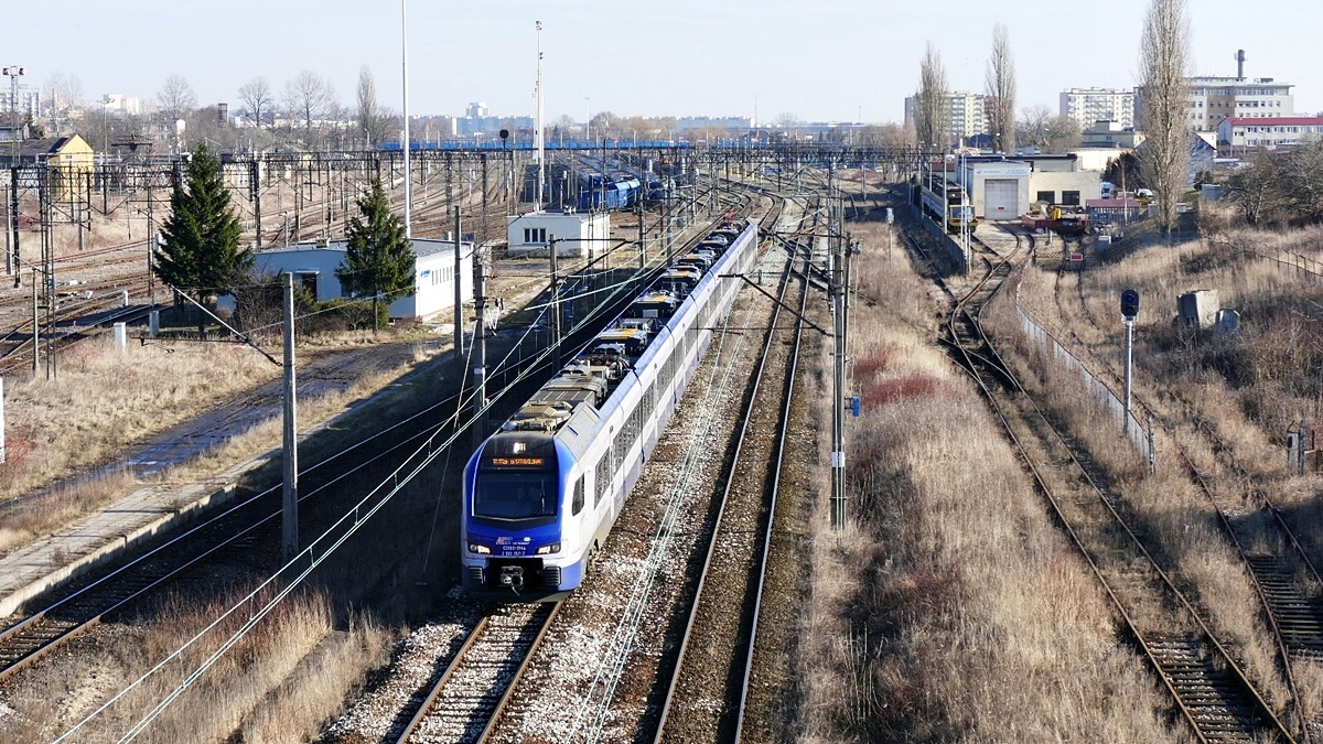 ED160-014 jako IC 3528 KOLBERG | Kolejowe Kielce