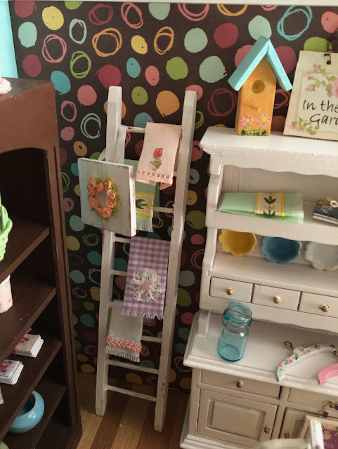 Little Things By Anna: Miniature Corner Gift Shop