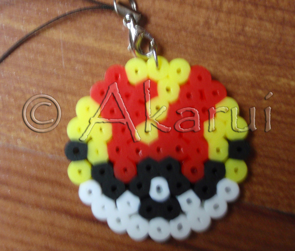 AYC0039 - Fast Ball (Pokéball) Pyssla | Akarui