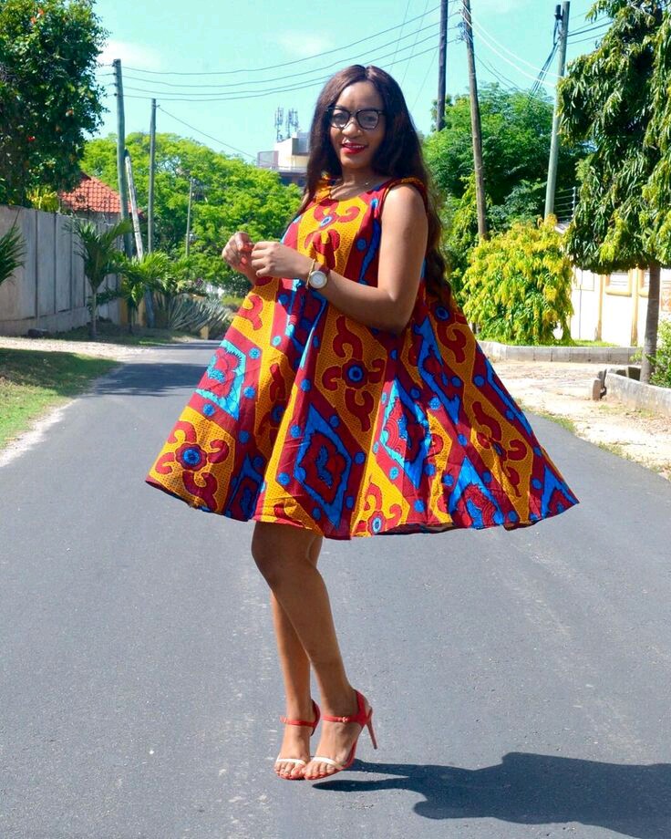 Always On Point: MISHONO SIMPLE YA KITENGE