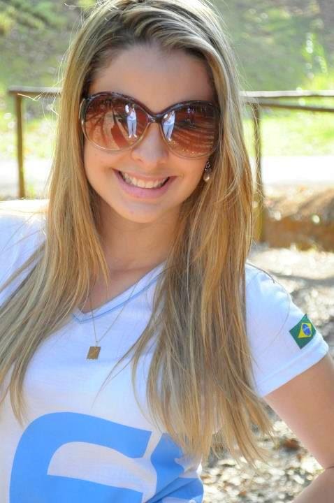 Mel Kurth | Perfil-Fake