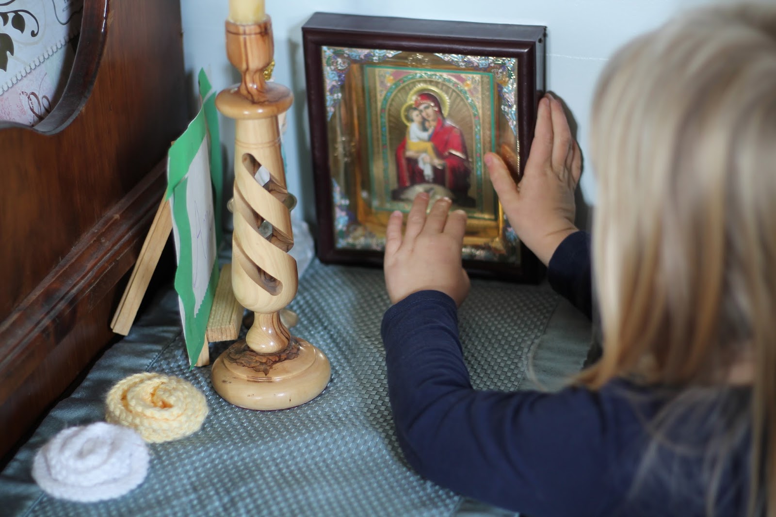 A blog for my mom: Creating a Children's Prayer Table