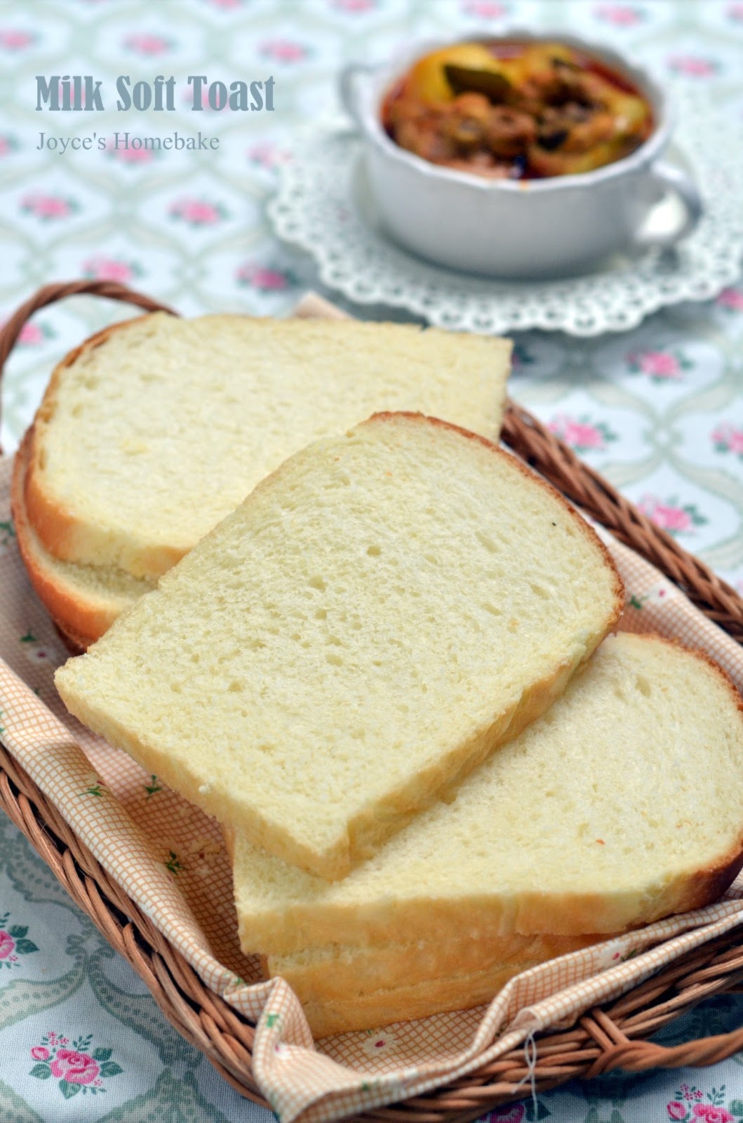 Joyce's Home Bake: Milk Soft Toast 牛奶软吐司 (一次发酵)