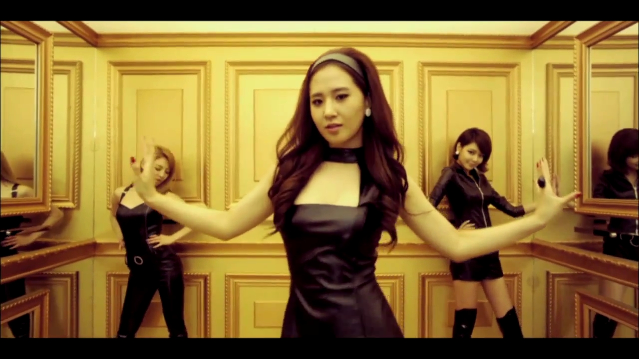 Best Friend: [MV] 소녀시대 (Girls' Generation) - 훗 (Hoot)