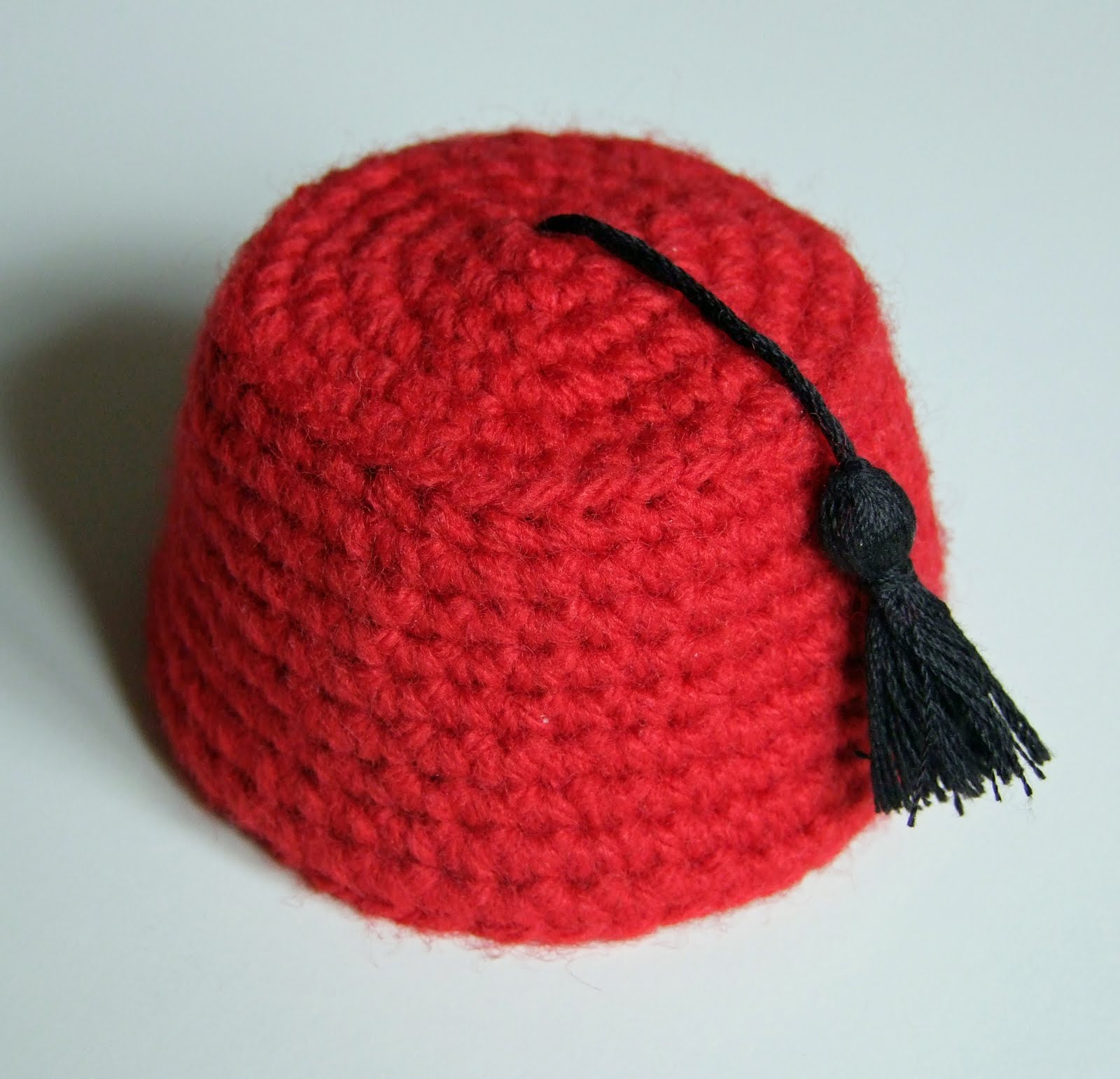 Debbie made...: ... a mini fez