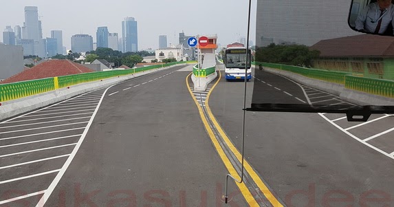 Pertama Kali Naik Jalan Layang Tendean: Uji Coba Gratis Busway Jurusan ...