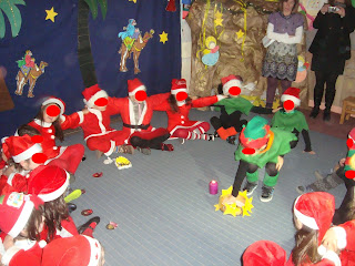 7ο ΝΗΠΙΑΓΩΓΕΙΟ ΙΩΑΝΝΙΝΩΝ -ΤΑ ΝΗΠΙΑ ΤΑΞΙΔΕΥΟΥΝ....: Η ΧΡΙΣΤΟΥΓΕΝΝΙΑΤΙΚΗ ...