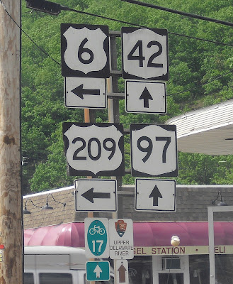 Stay on Route 6: Scenes from New York US Route 6