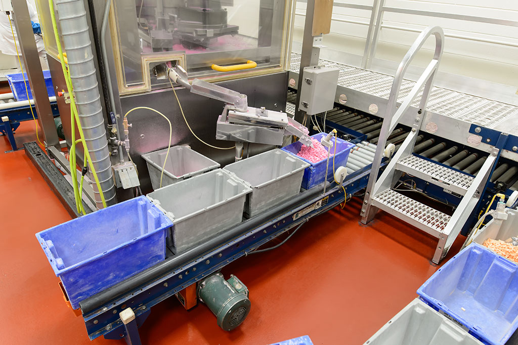 Bubba's Garage: What's at the PEZ Vistor Center and Factory?