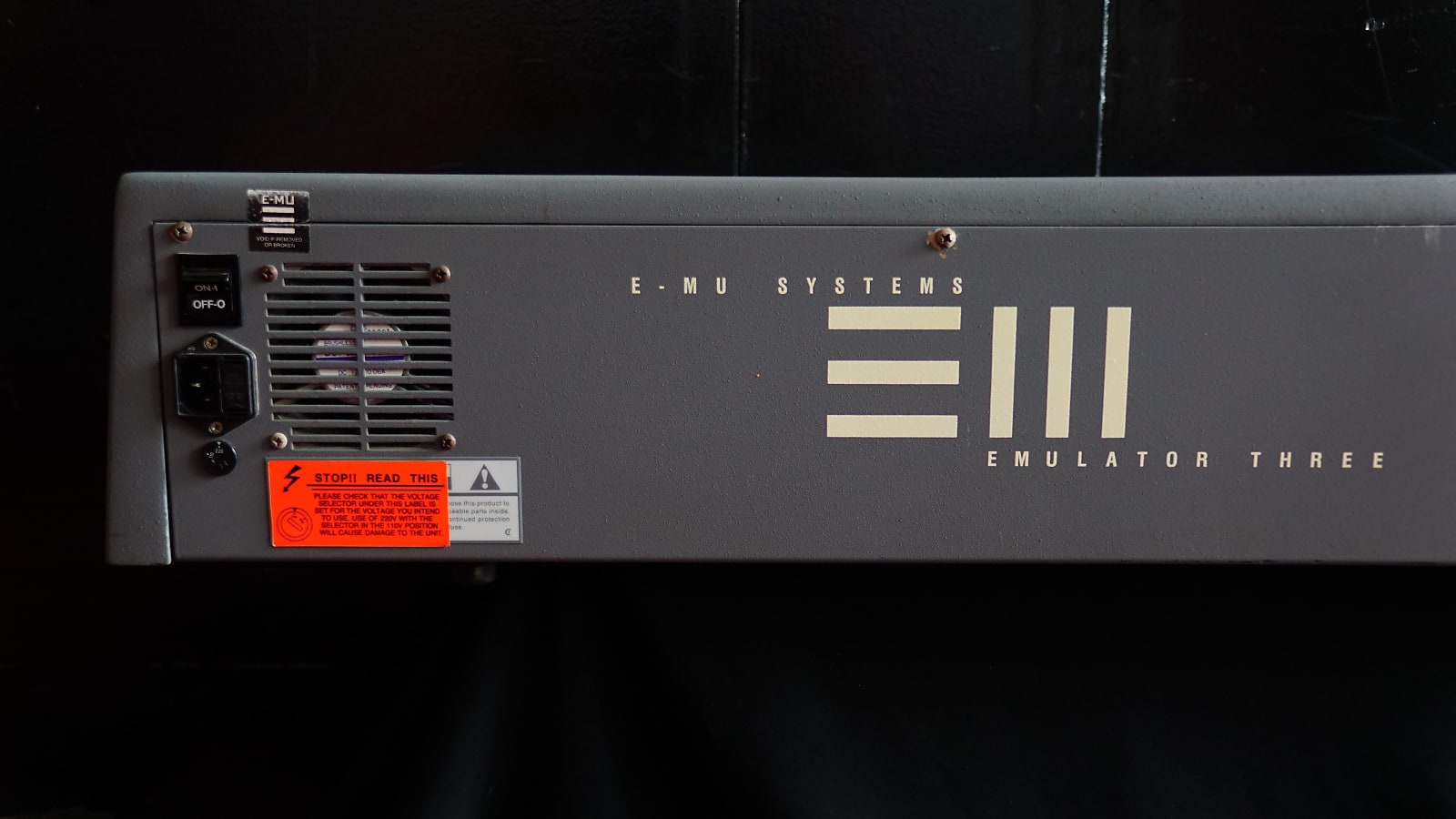 MATRIXSYNTH: E-MU Emulator III EIII Classic 80's Professional Sampler ...