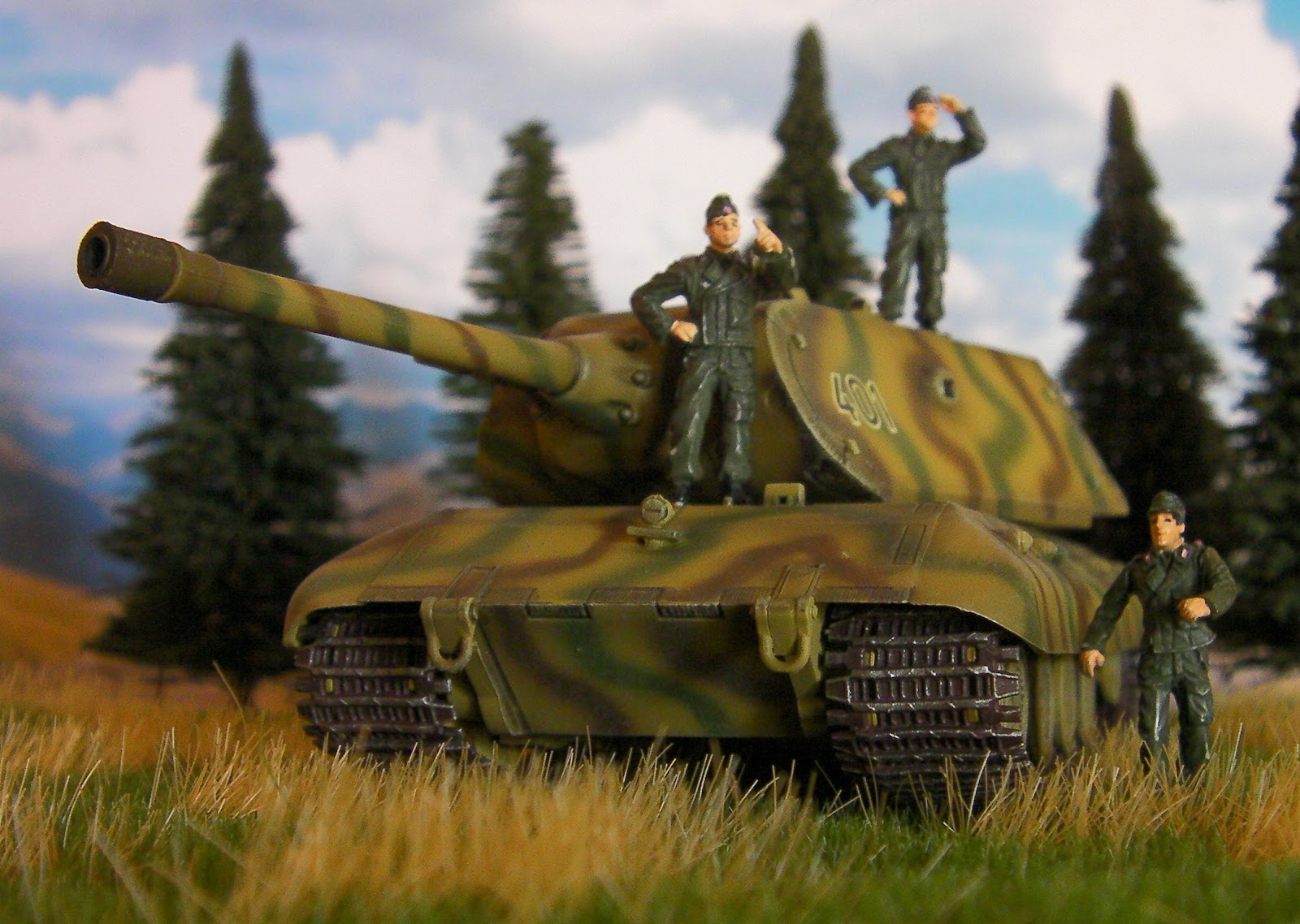 Panzer Sloped Armor: Maus and E-100 Super Heavy Tanks