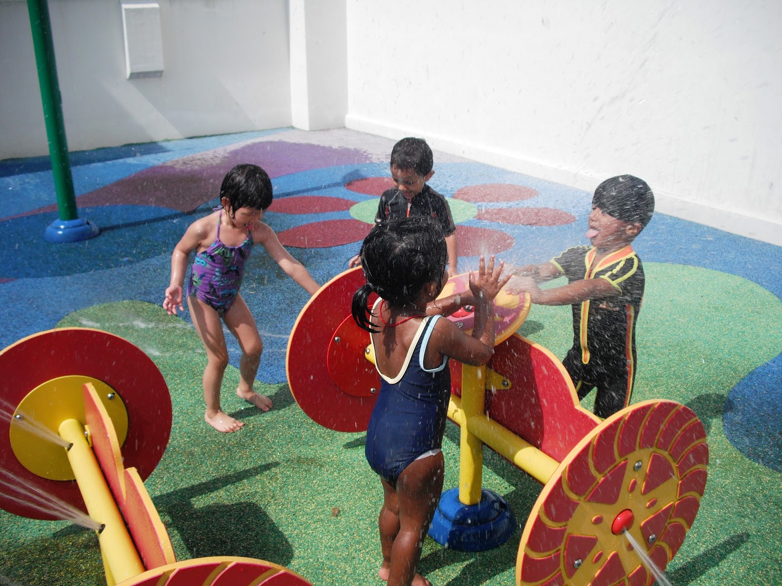 LITTLE TREASURES KINDERGARTEN: Water Play Outing