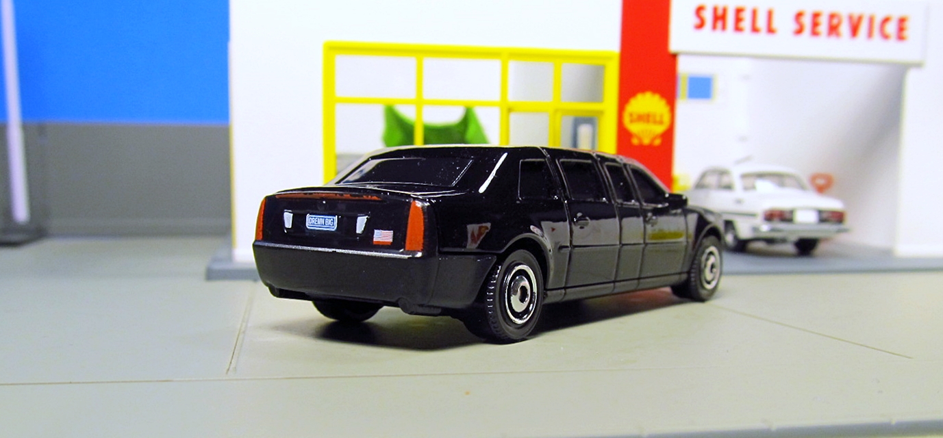 Matchbox Cadillac One limousine
