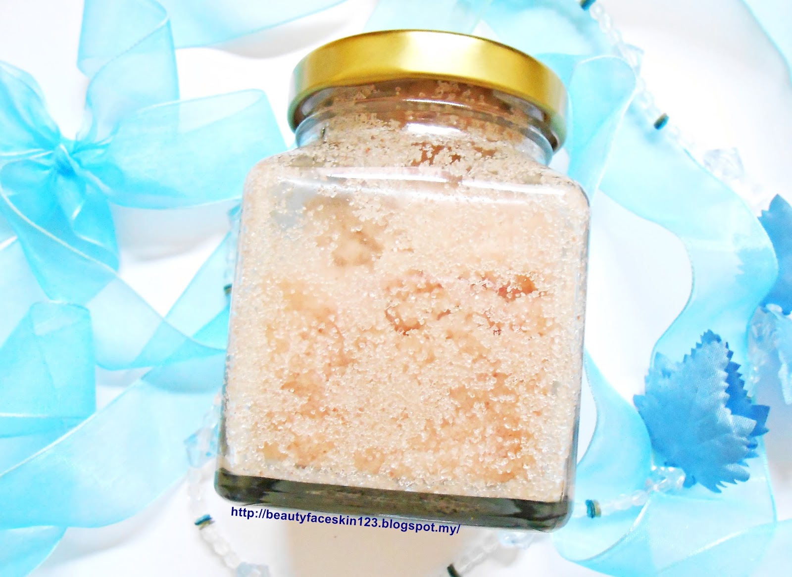 GREAT SKINandLIFE: REVIEW ON THE SABUN BODY SCRUB TEA TREE&PEPPERMINT