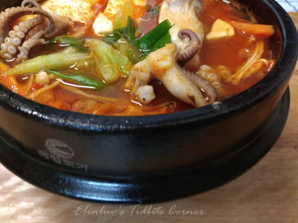 Elinluv's Tidbits Corner: Seafood Jjigae