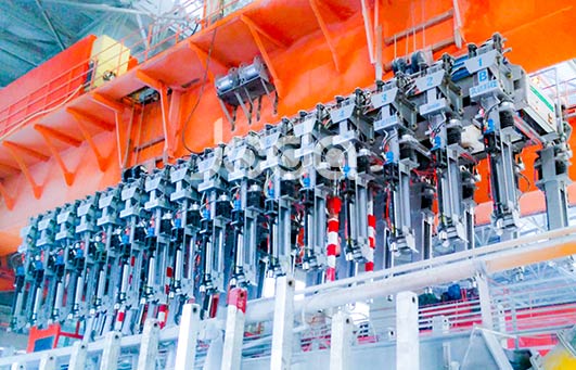 Manual anode busbar frame disadvantages