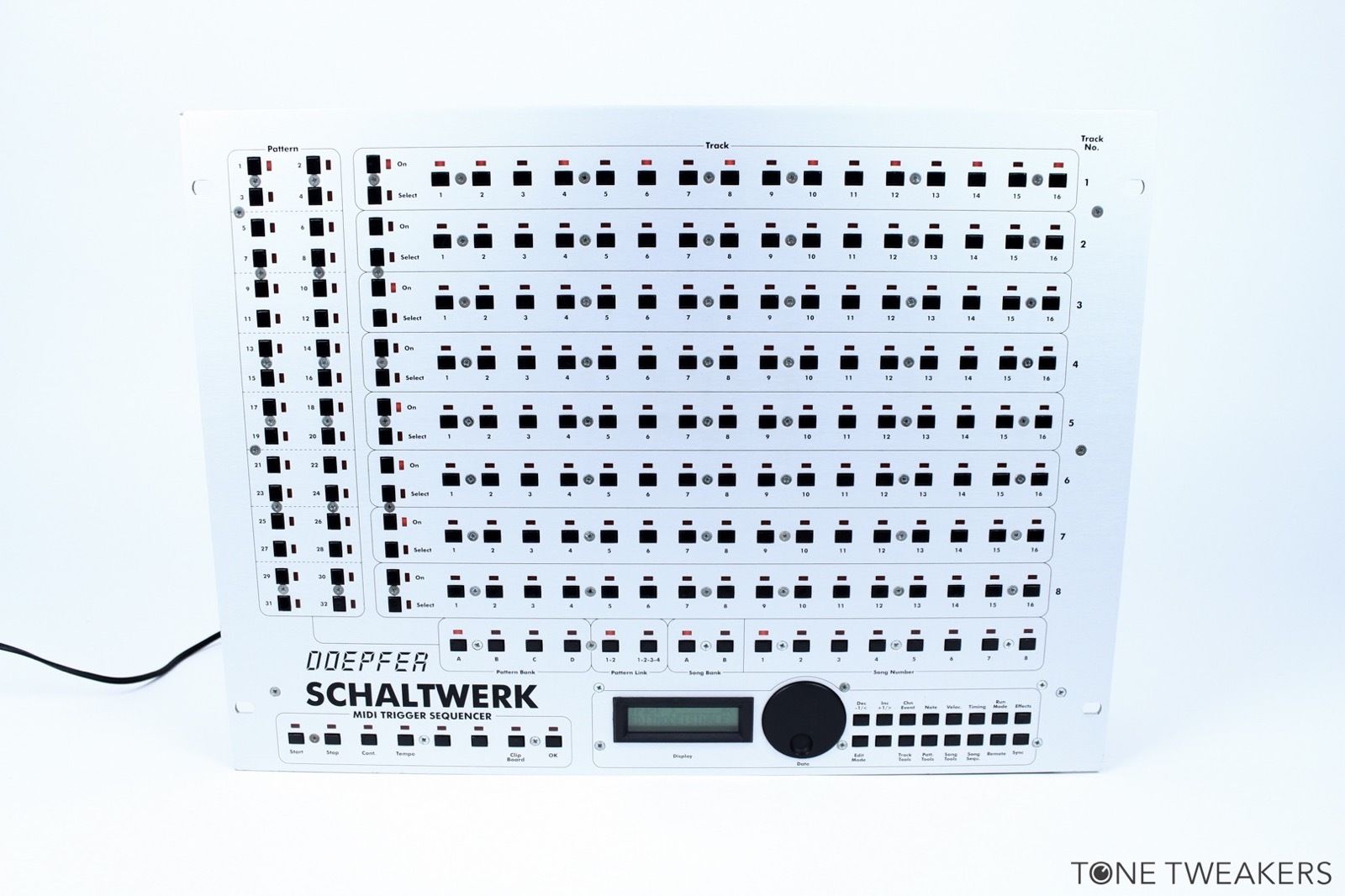 MATRIXSYNTH: DOEPFER SCHALTWERK MIDI TRIGGER SEQUENCER SN 980111