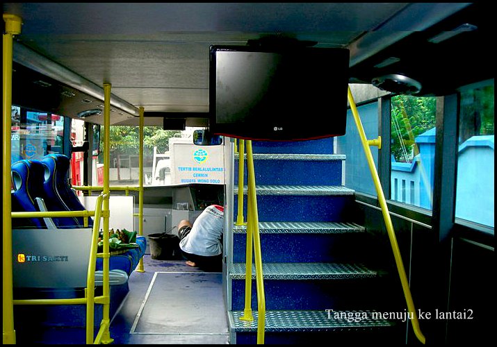 Bis Tingkat Wisata Solo