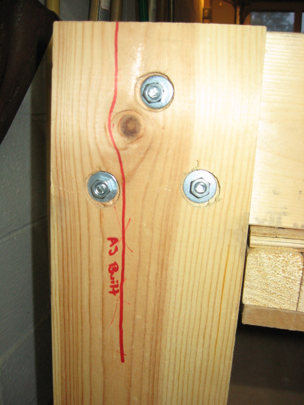 HOLUTA Ski Design: Ski Press Design Notes