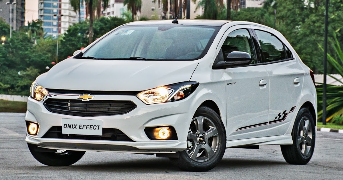 Chevrolet Onix Effect marca chegada da linha 2018 do hatch