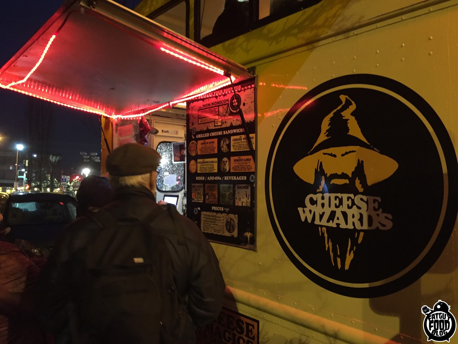 FATGUYFOODBLOG: Cheese Wizards Food Truck!