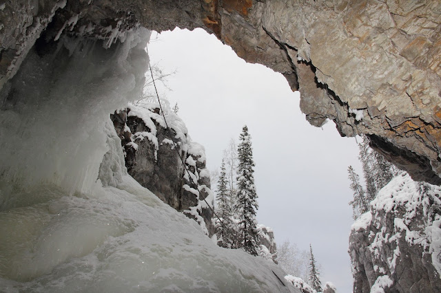 Carmacks Yukon Territory: Murray Creek Falls, Carmacks, ice climbing ...