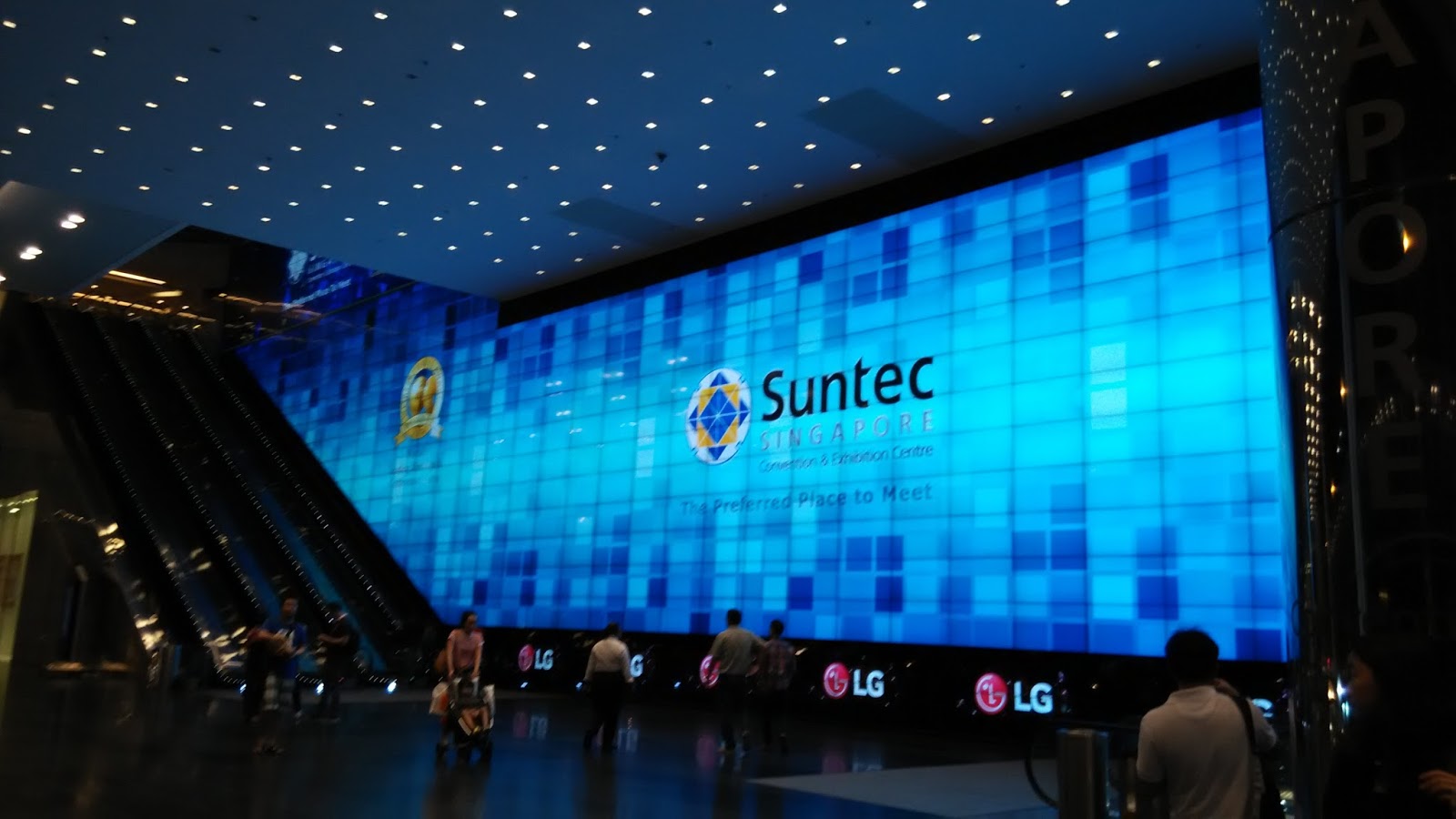 Our Journey : Singapore Esplanade MRT - SUNTEC City Conversion Centre
