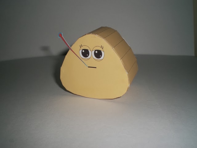 POU PAPERCRAFT
