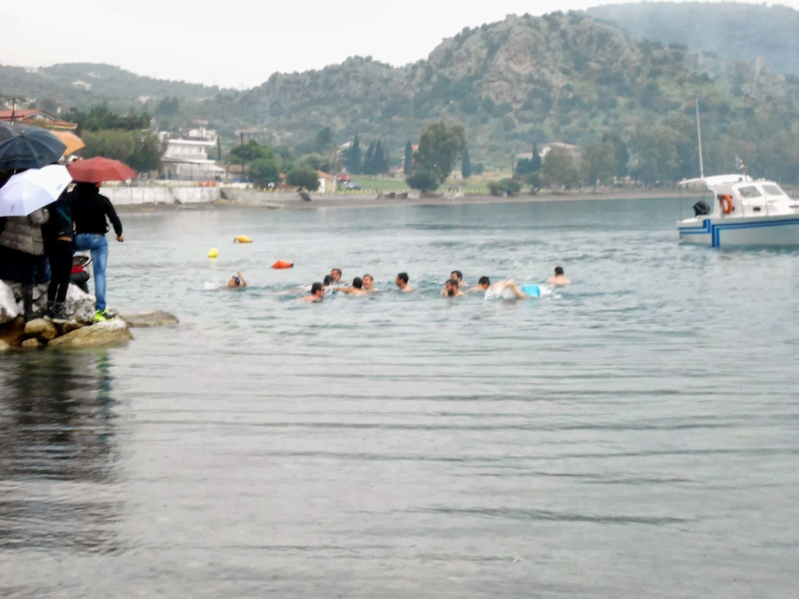 ΛΕΟΝΤΑΡΙ ΒΟΙΩΤΙΑΣ: ΤΑ ΑΓΙΑ ΘΕΟΦΑΝΕΙΑ ΣΤΟ ΧΩΡΙΟ ΜΑΣ, ΣΤΙΣ ΓΥΡΩ ΘΑΛΑΣΣΕΣ ...