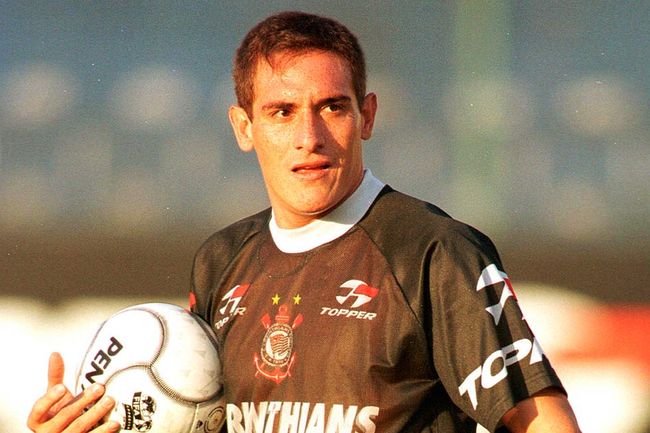 Mundialistas y Mitos: CARLOS GAMARRA