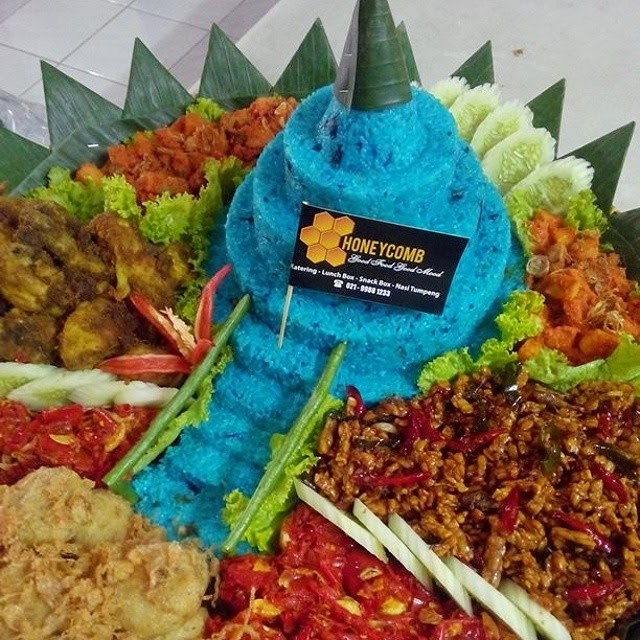 HONEYCOMB CATERING SERVICE JAKARTA: Nasi Tumpeng