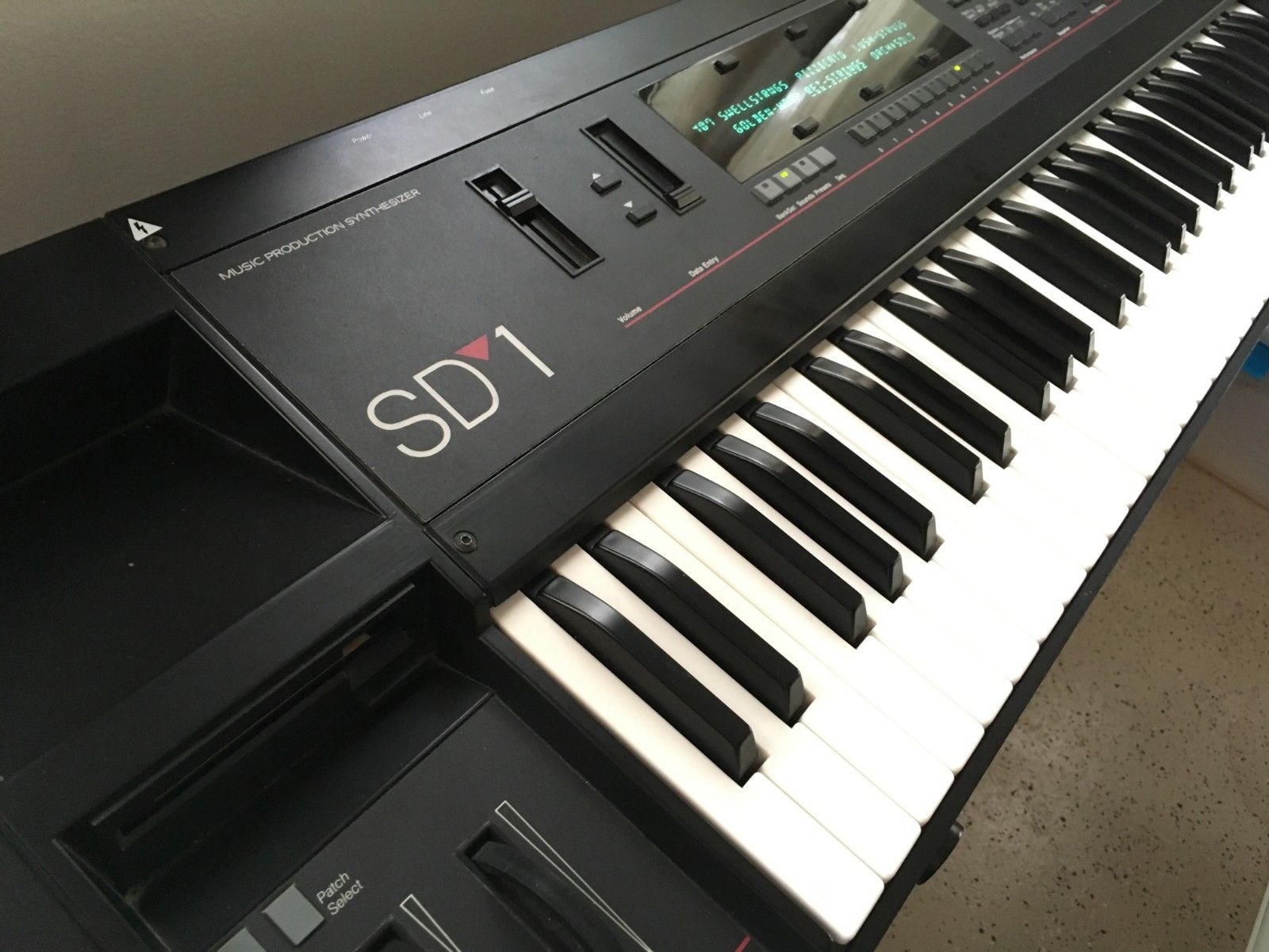 MATRIXSYNTH: Ensoniq SD-1 Transwave Digital Synth w/ Poly Aftertouch