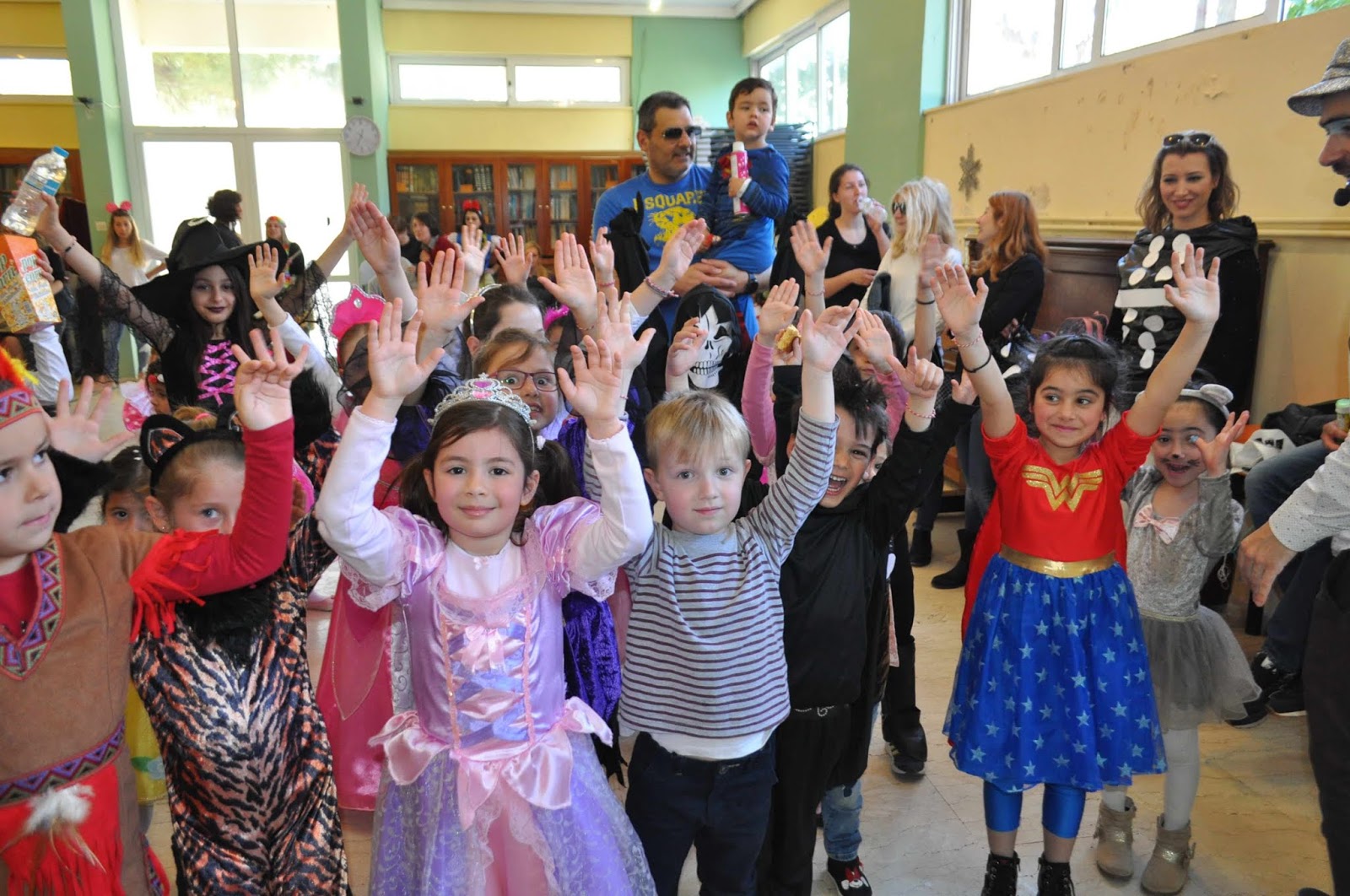 ΠΑΡΕΛΑΣΗ ΚΑΡΝΑΒΑΛΙΣΤΩΝ 10/3/2019 (φώτο) - Polydendri.Report