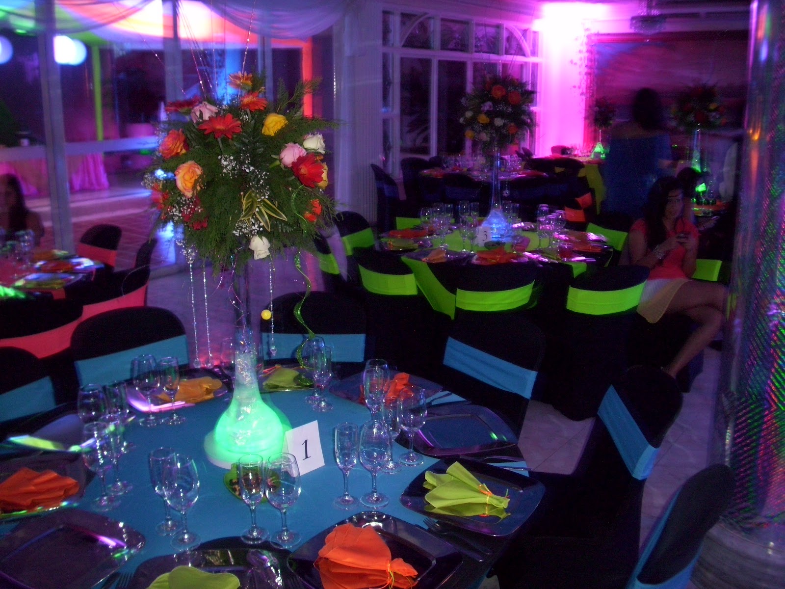 Salón Cascajal - Casa # 5: Temática Neón