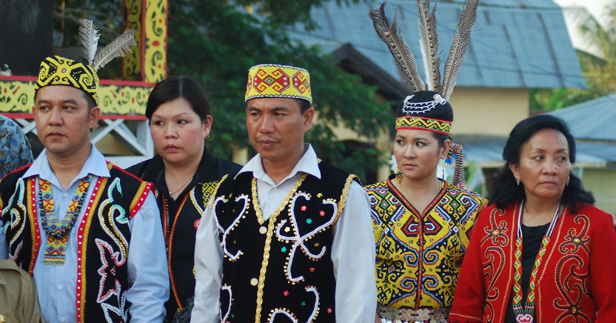 Konsep Terkini Suku Dayak Asli, Spesial!