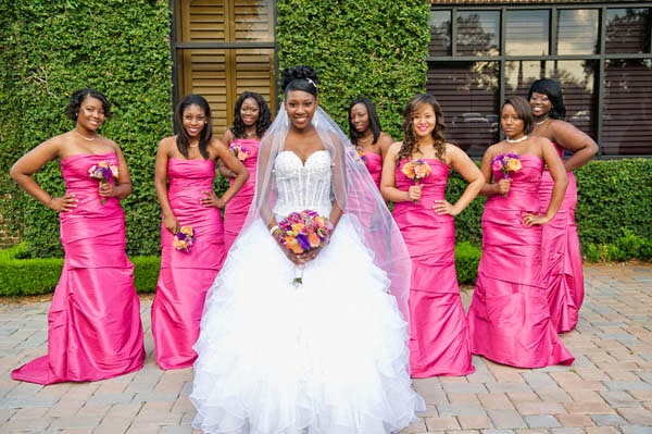 Tanzania Weddings: PICHA ZA MABIBI HARUSI MBALIMBALI WAKIWA NA WAPAMBE WAO