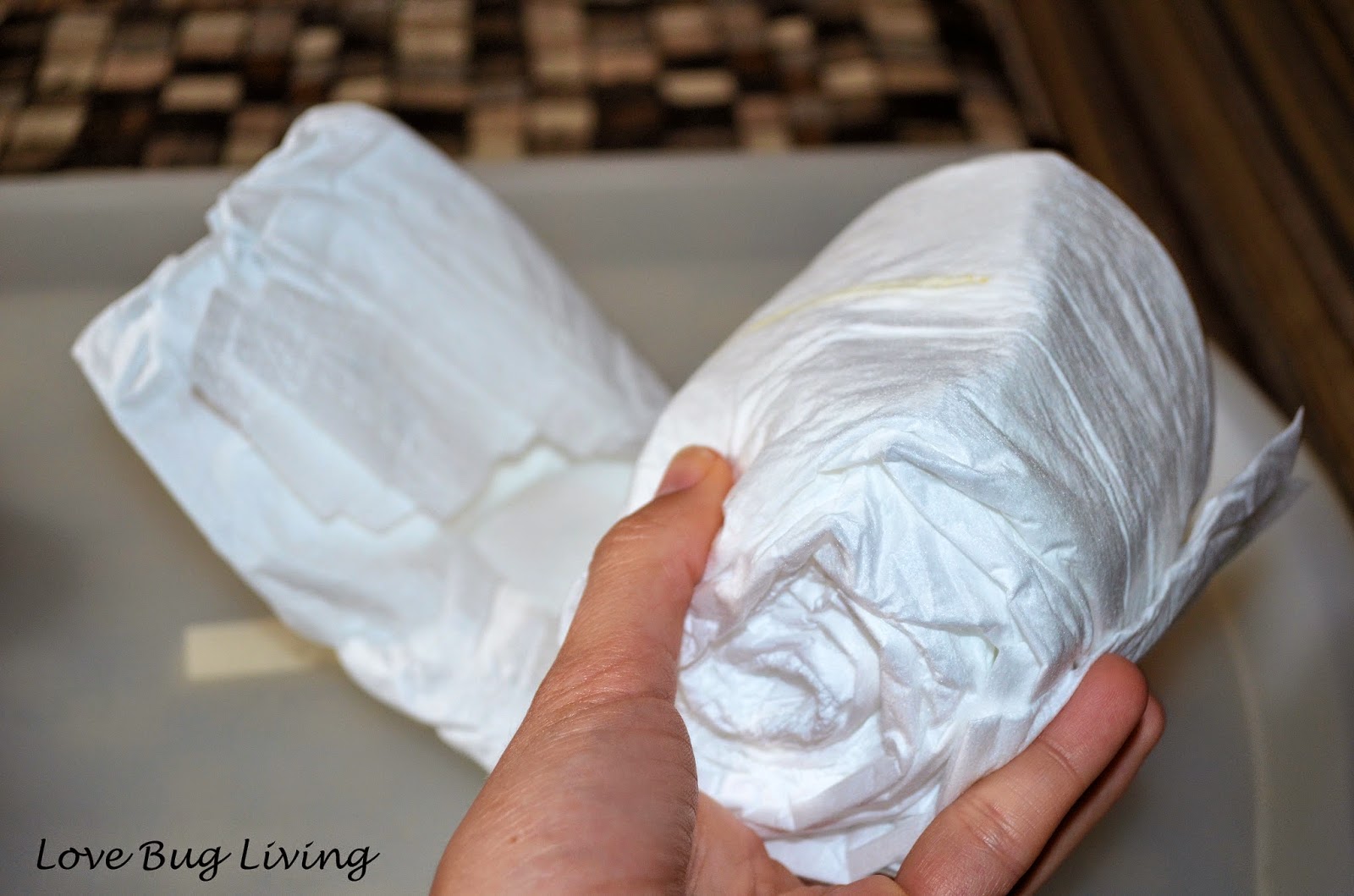 Love Bug Living: Swaddled Diaper Baby & Mini Cake Gift