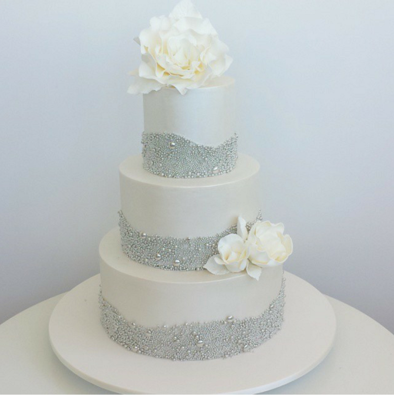 Farhana Azreen: Kek - Senduk Besi